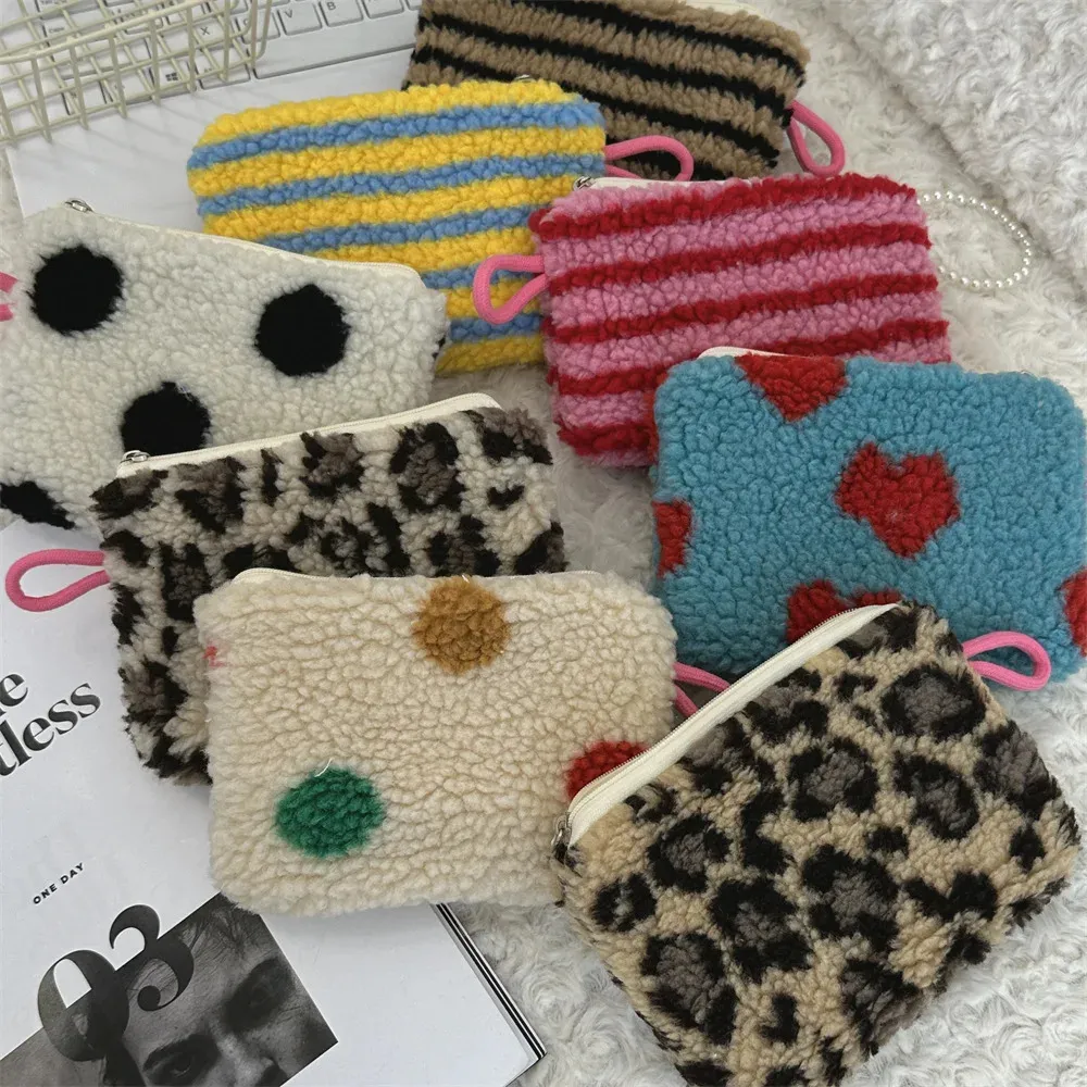 Heart Printed Cute Small Lipstick Cosmetic Bag Travel Makeup Organizer ...