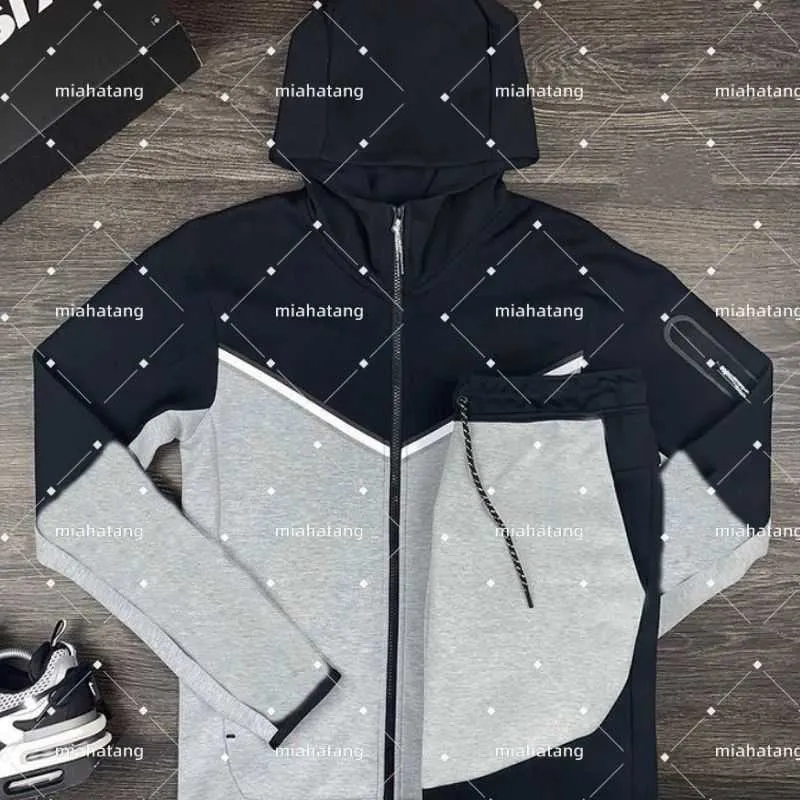 Designer Tracksuit Men Tech Fleece Two Pieces Suit Hoodie And Pants ...