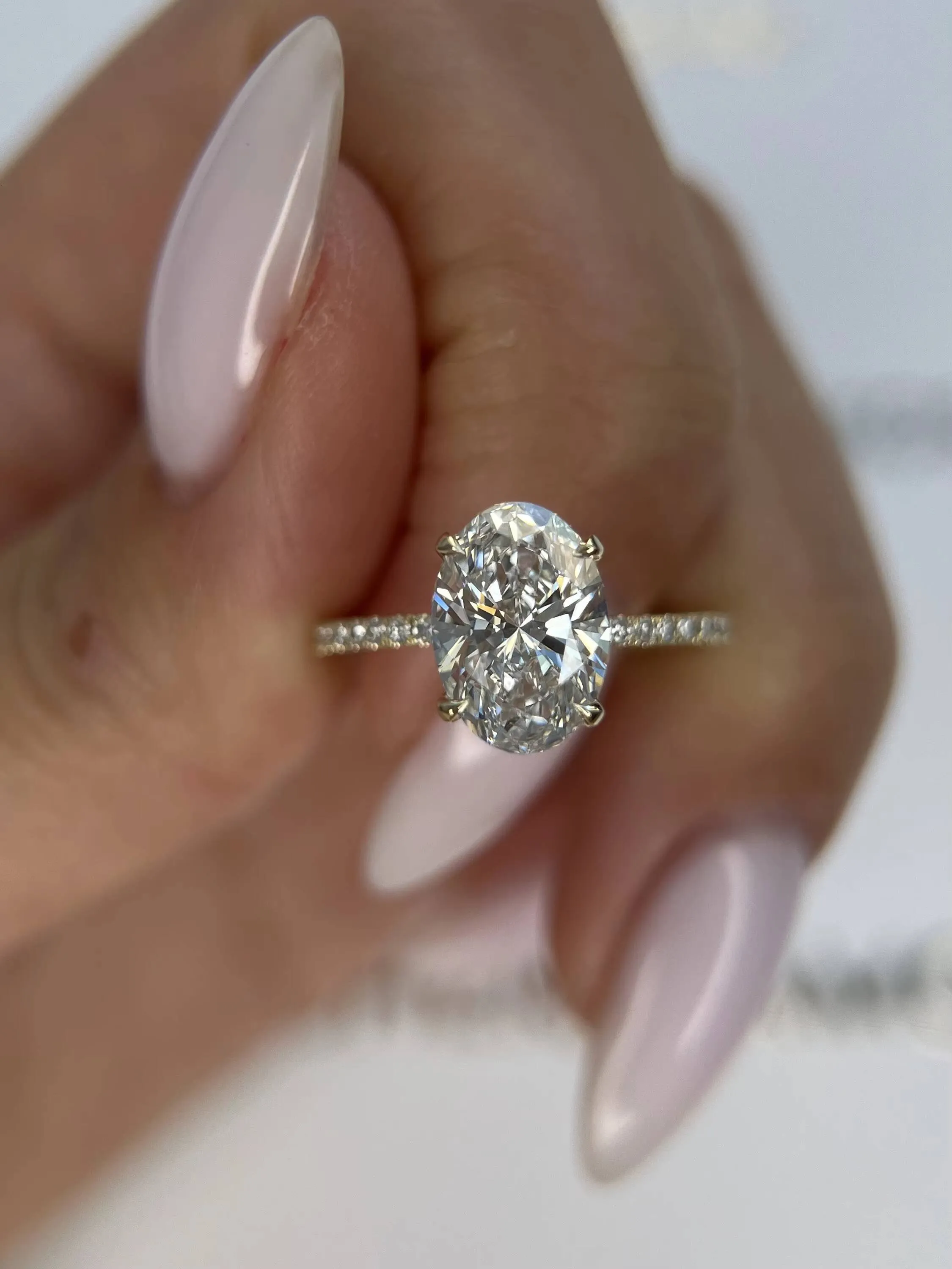 Aigesheng 18K White Gold Natural White and Green Diamond Detachable ...