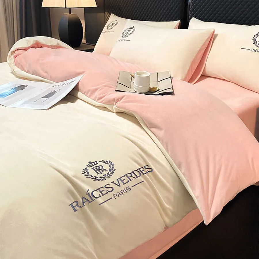 Double vs Single Sided Velvet Bedding: Is the extra plushness worth it ...