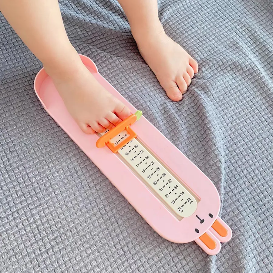 The Ultimate Guide to Accurately Measuring Your Baby’s Feet for Shoes ...