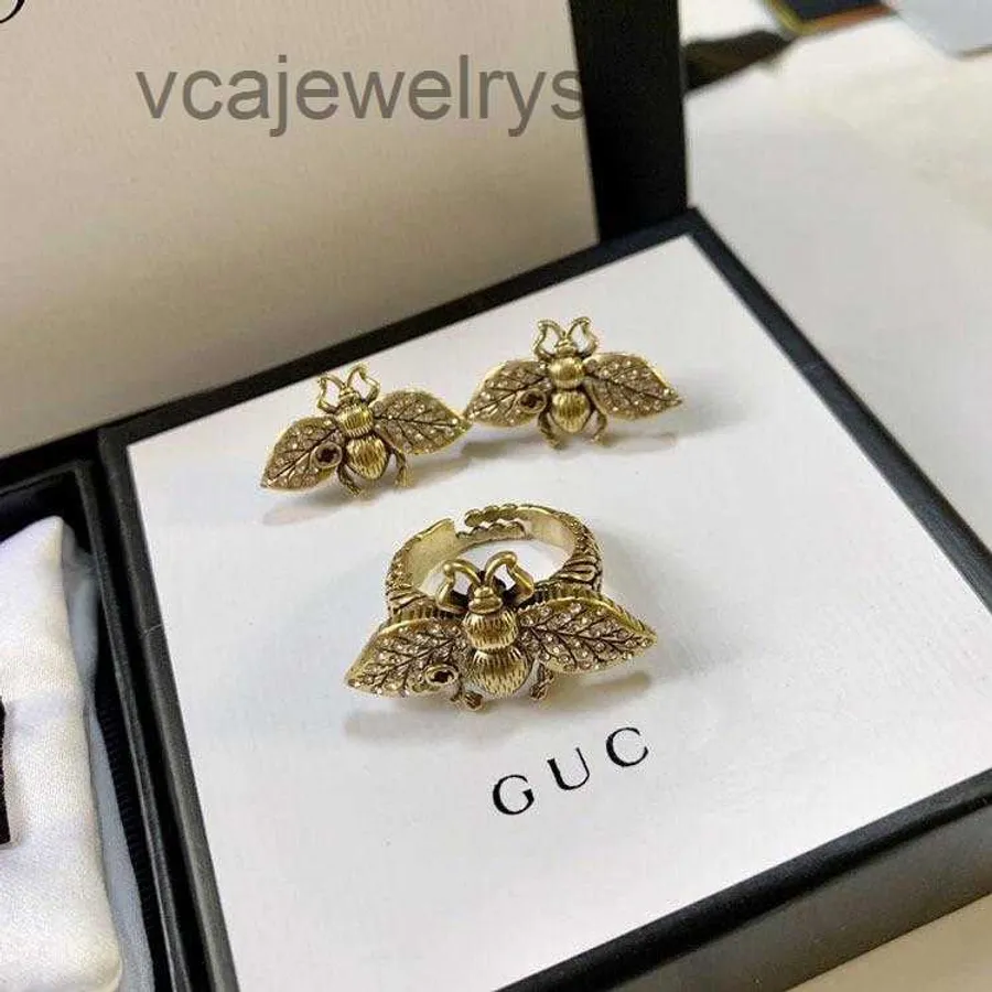 Is buying jewelry online a mistake? What are local jewelers offering ...