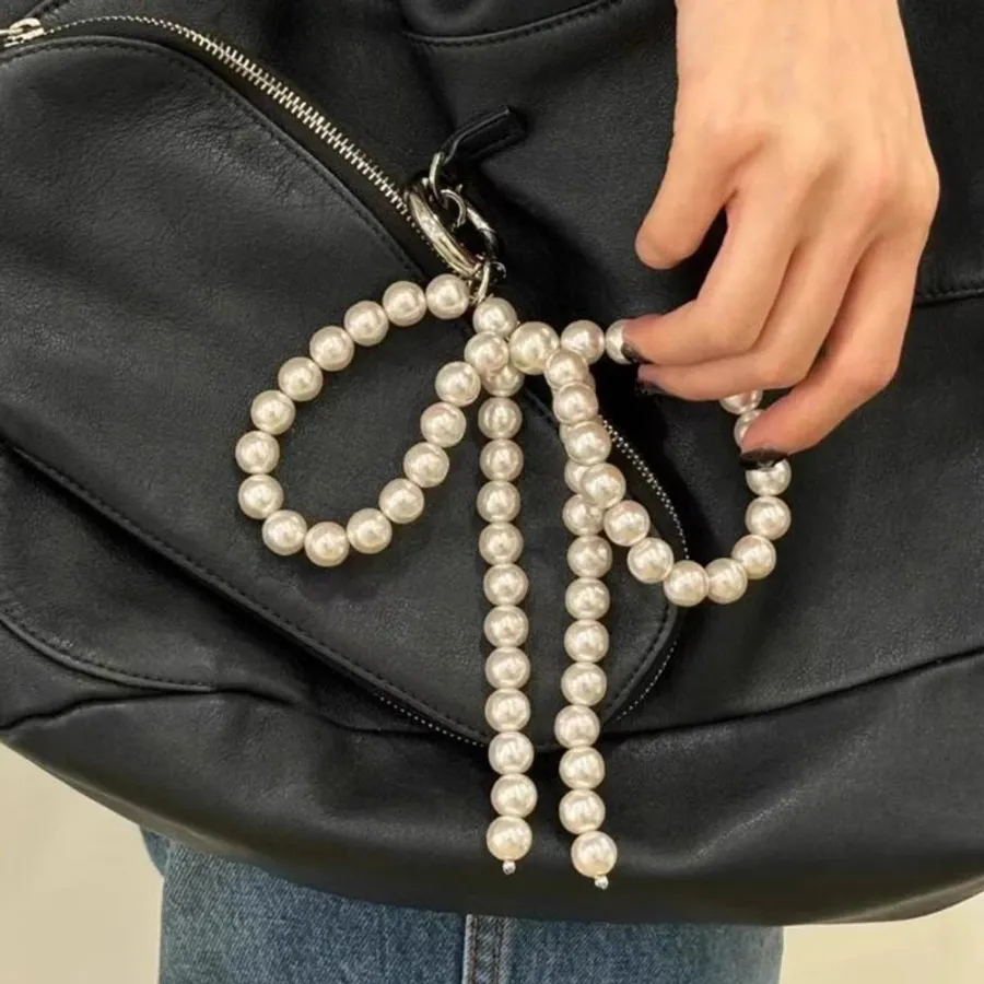 DIY Guide: Crafting a Beautiful Pearl Bow Keychain Easily at Home ...