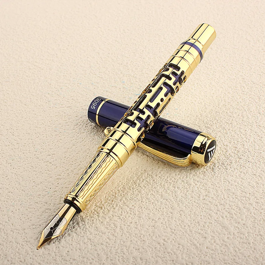Hollow nib vs standard nib fountain pen: does it *really* make a ...