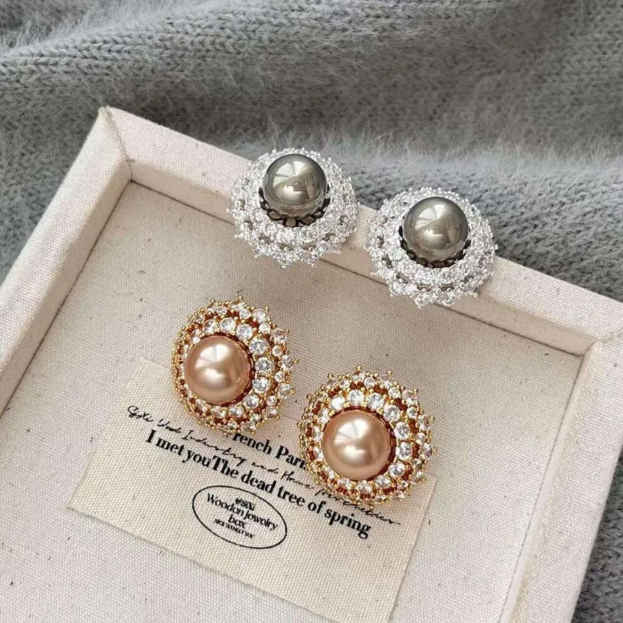 22K Gold Plated vs Solid Gold Earrings: Are you REALLY getting a good ...