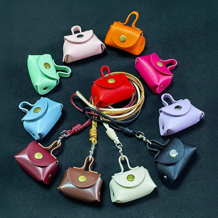 Earphone case vs. packing cubes for travel: Whats the best way to ...