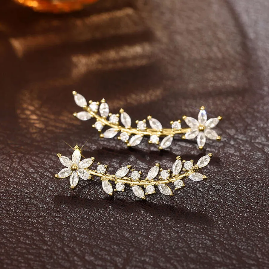 Ear Hooks vs. Clip-Ons: Which earrings *actually* stay on and dont hurt ...