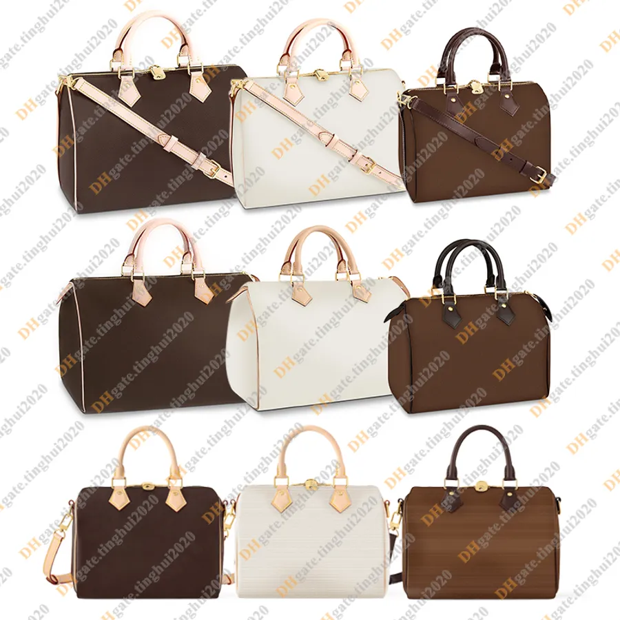 Boston Bag vs Backpack: Are Stylish Boston Bags Really Practical Enough ...