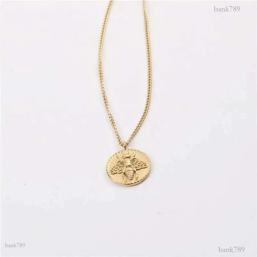 Bee pendants vs. other animal pendants: Why the buzz, and which should ...