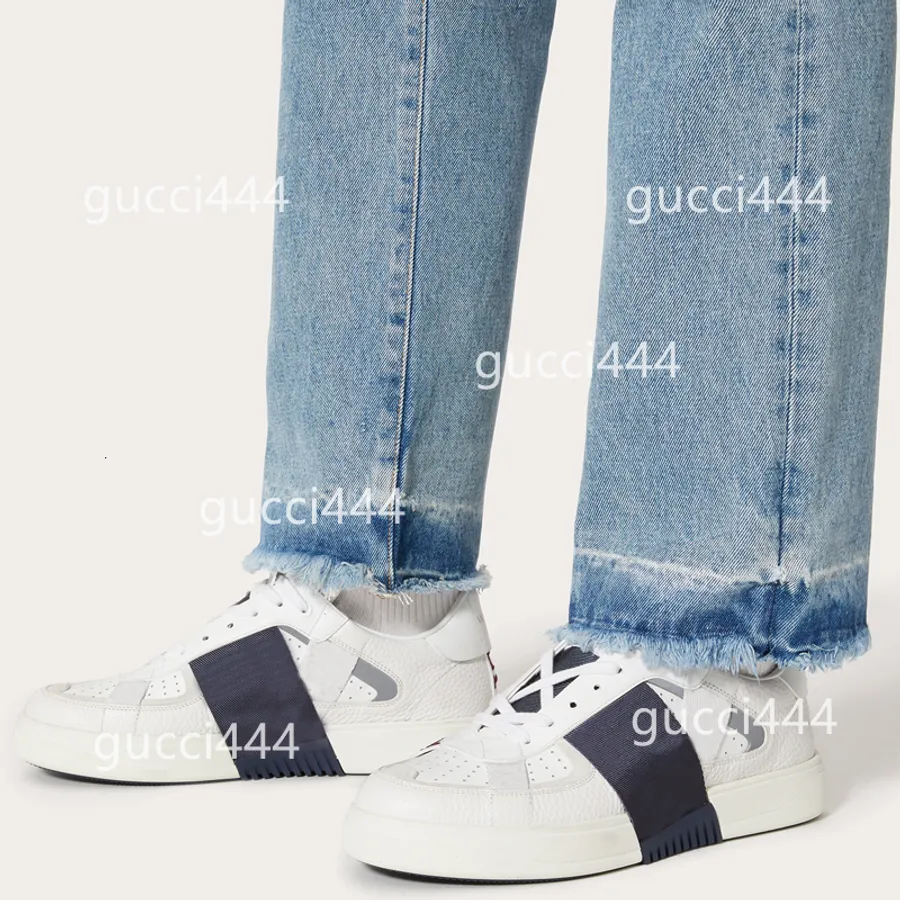 Cool Gift Ideas for Teens: Unique Teenage Girl Gift Guide - Smart ...