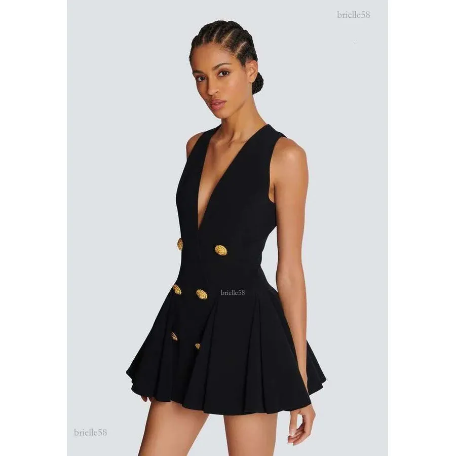 Luxury Dress vs. Fast Fashion Dress: Is the price tag REALLY worth it ...