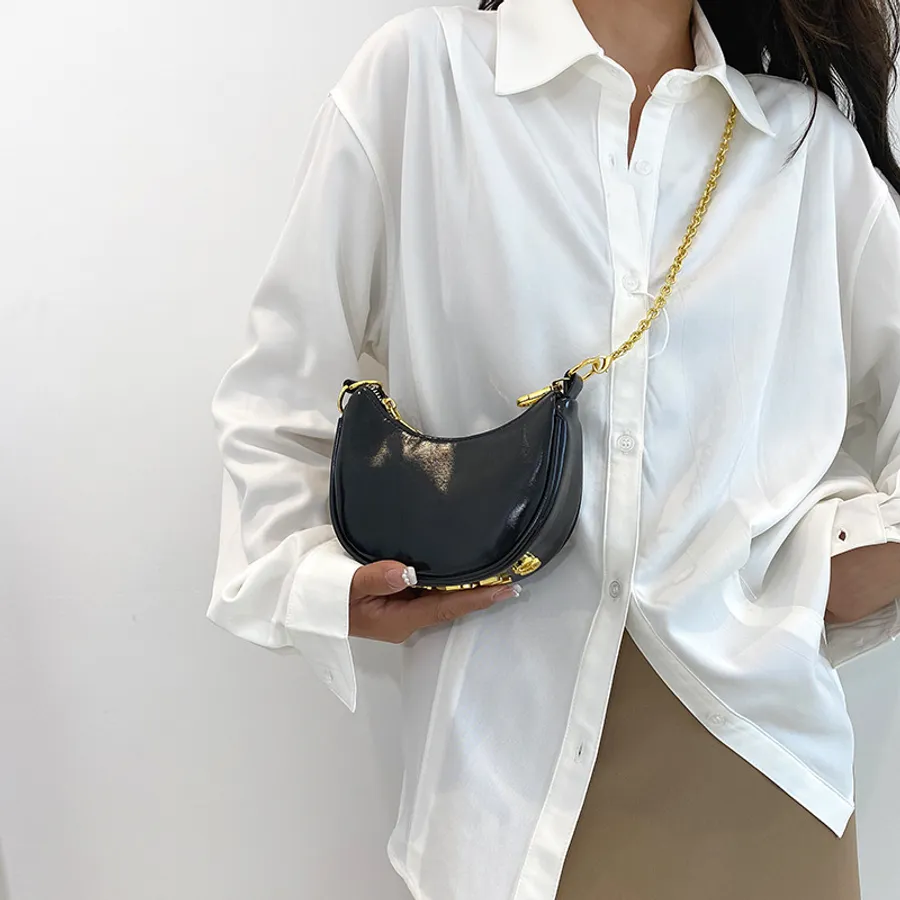 Effortless Ways to Style Your Spring and Summer Shoulder Bag for Every ...