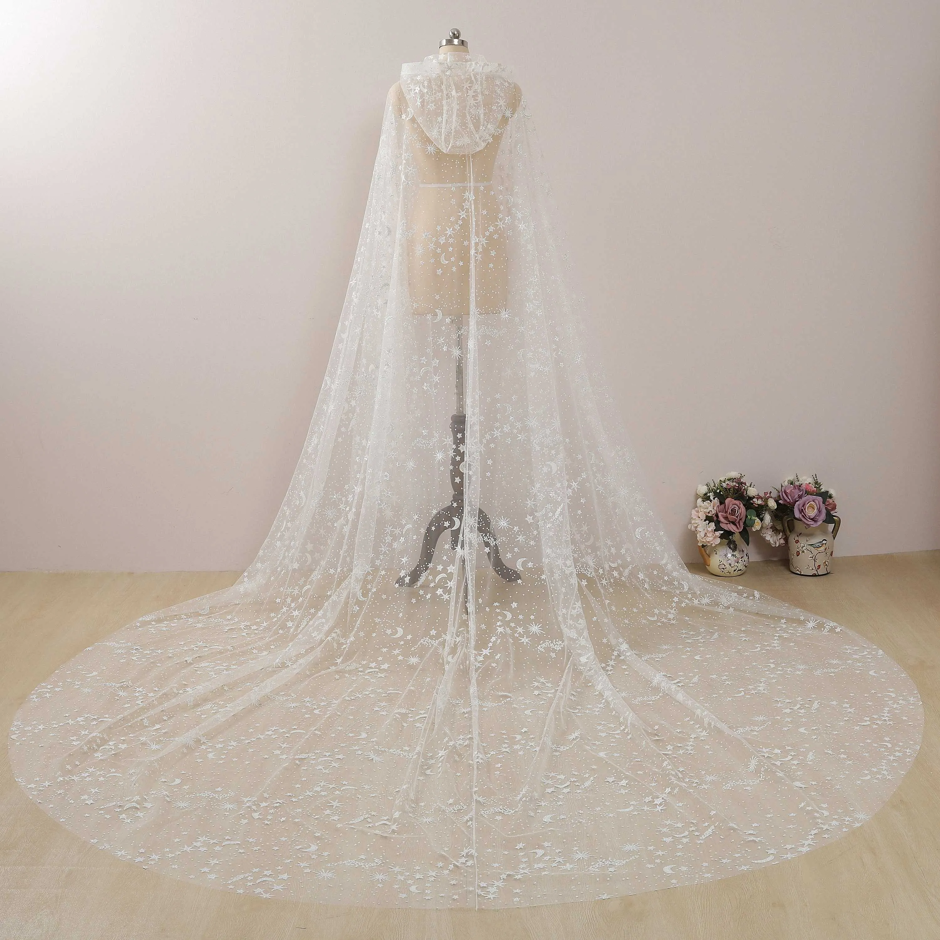 Ivory Cathedral Wedding Veil with Lace Edge and Comb - One Layer ...