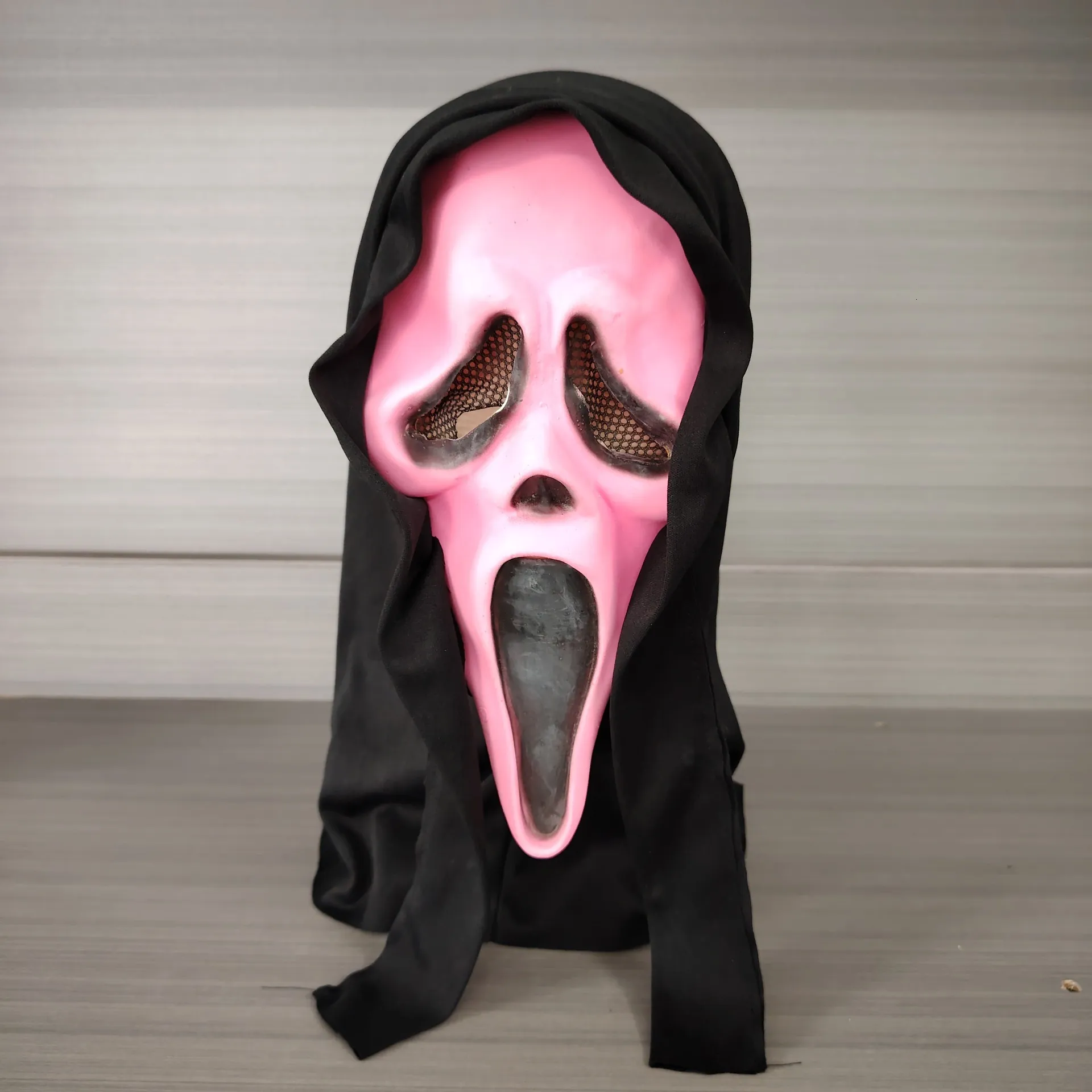 Spooky Halloween Cosplay Costume Set With Screaming Ghost Horror Face ...