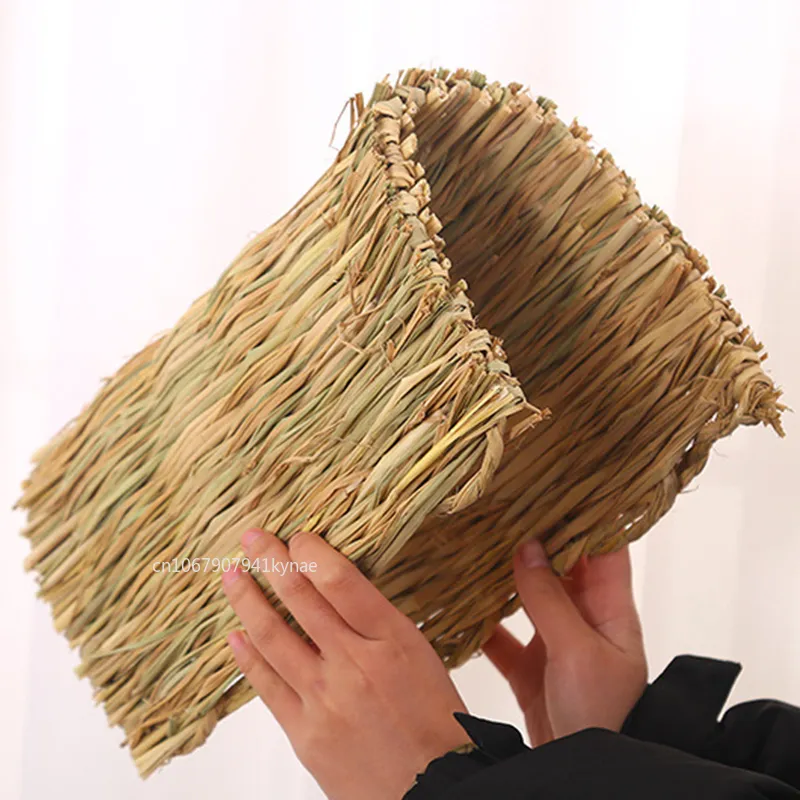DHgate.com:Natural Straw Pet Bedding Mat - Grass Bunny Rabbit Waving ...