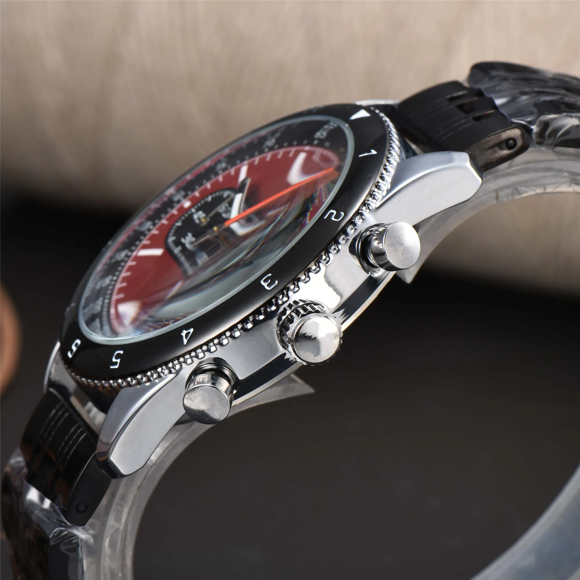 Qualité Nom De Joint Masculin De New Swiss Watch Nom De La Même ...