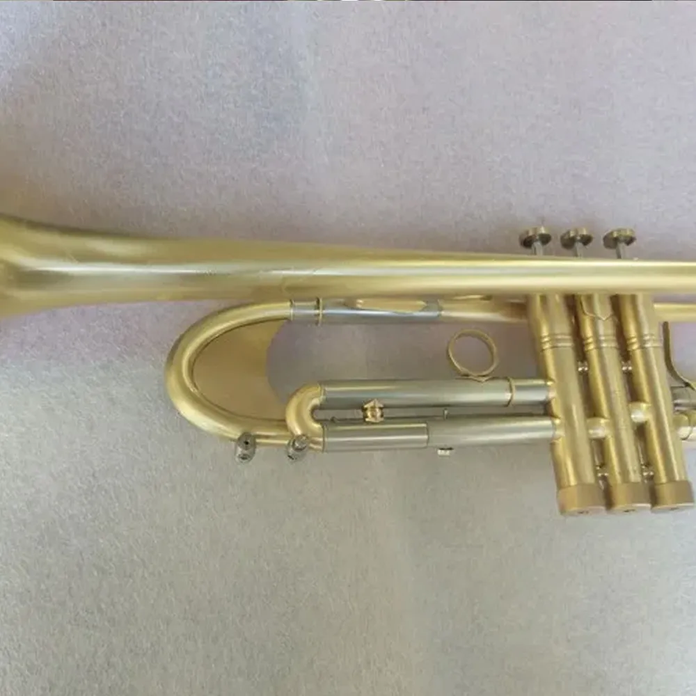 LT197GS-77 B Flat trumpet playing - Antique Bronze...