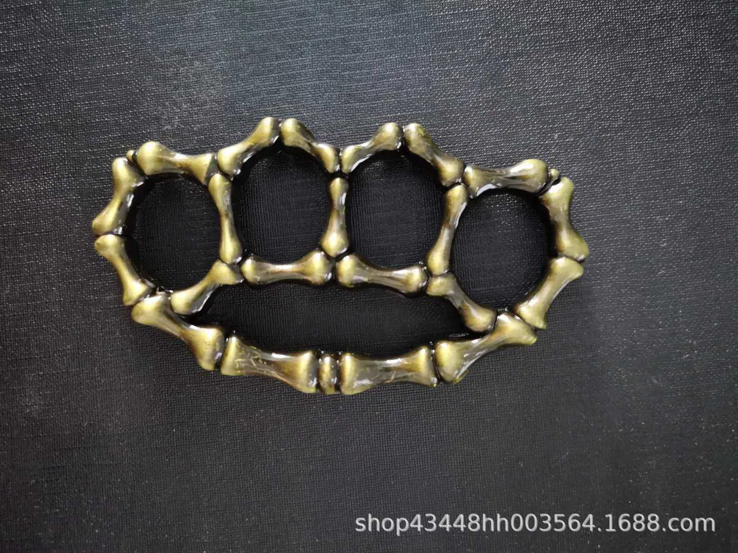 Brass Knuckles Legal Self Defense Weapon Tiger Point Ring Hand Clasp ...
