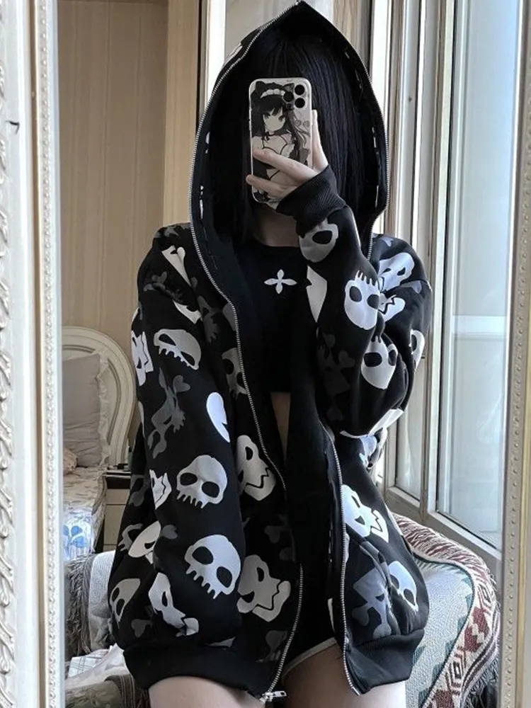 DHgate.com:Cyberpunk Y2K Skull Print Sweatshirt: Mall Goth DHgate.com:Cyberpunk Y2K Skull Print Sweatshirt: Mall Goth