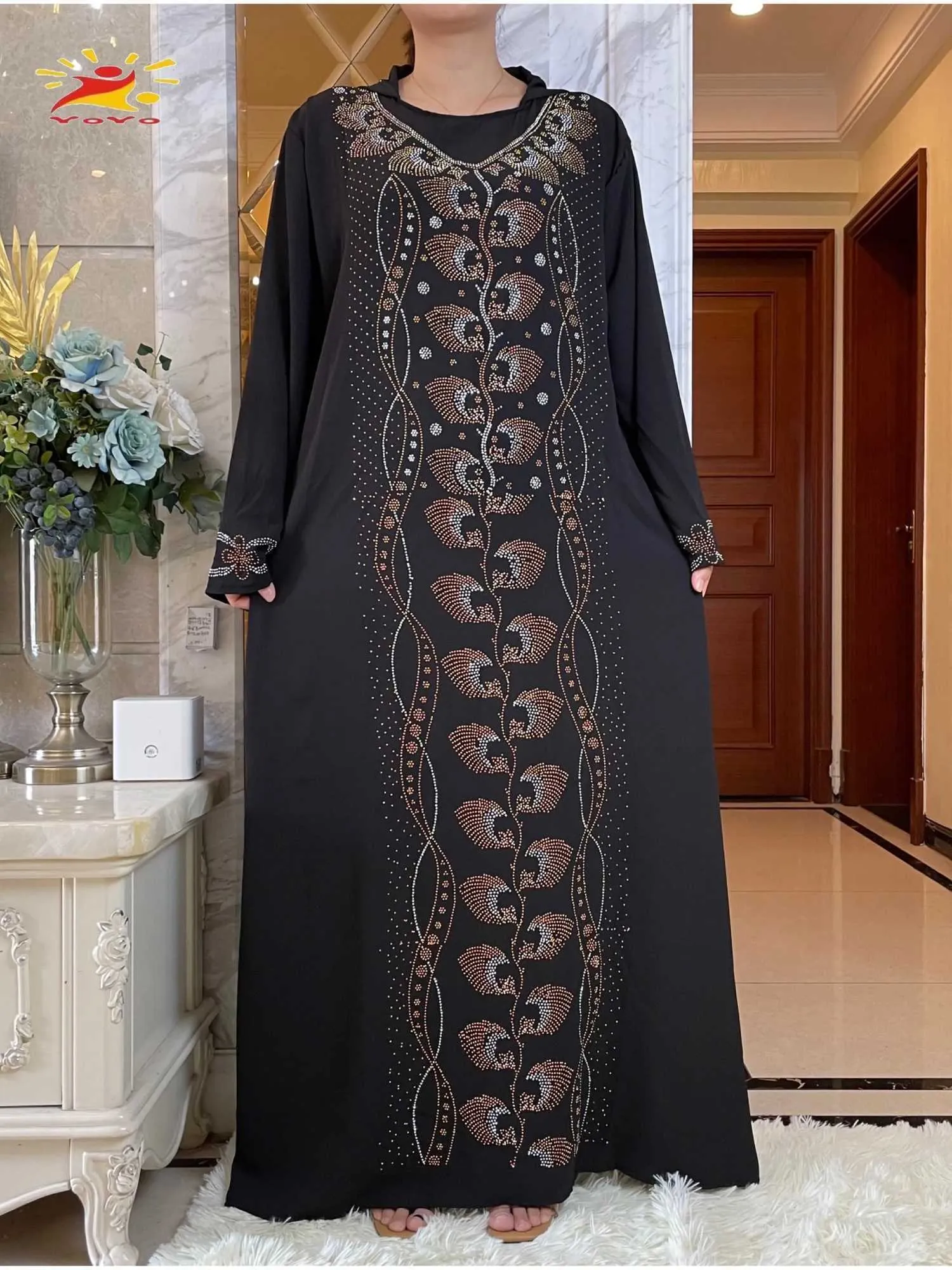 Simple Burqa Designs In Diamond