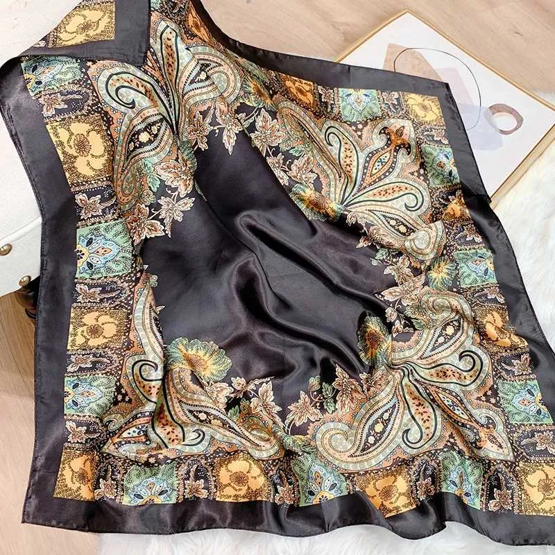 Women's Silk Bandana: Stylish Seasonal Headscarf for Versatile Everyday ...