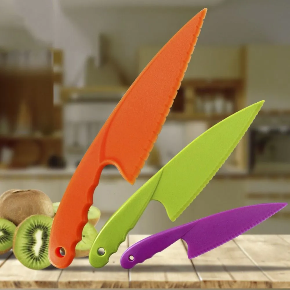plastic toy knife set