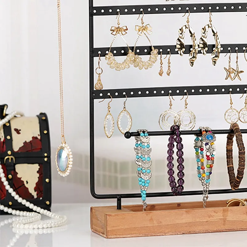 stud earrings display