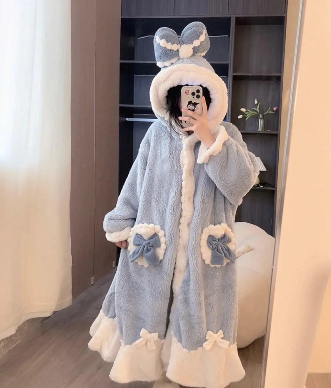 MINISO Elsa Tunic Hooded Robe Adult Halloween Onesies, Anime Nightgown ...