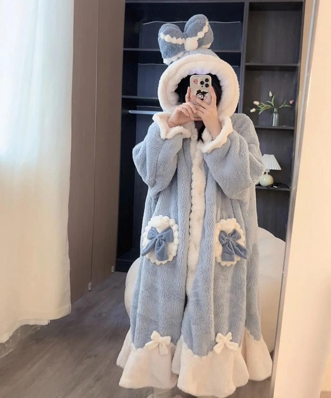 MINISO Elsa Tunic Hooded Robe Adult Halloween Onesies, Anime Nightgown ...