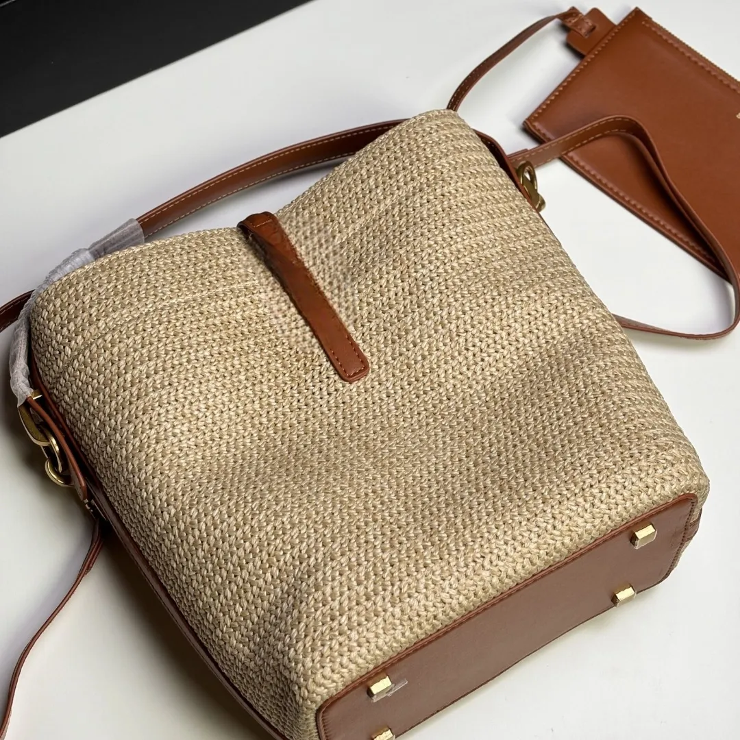 Designer Raffia Bags: Lightweight Beach Tote, Stylish Summer Woven Bag ...