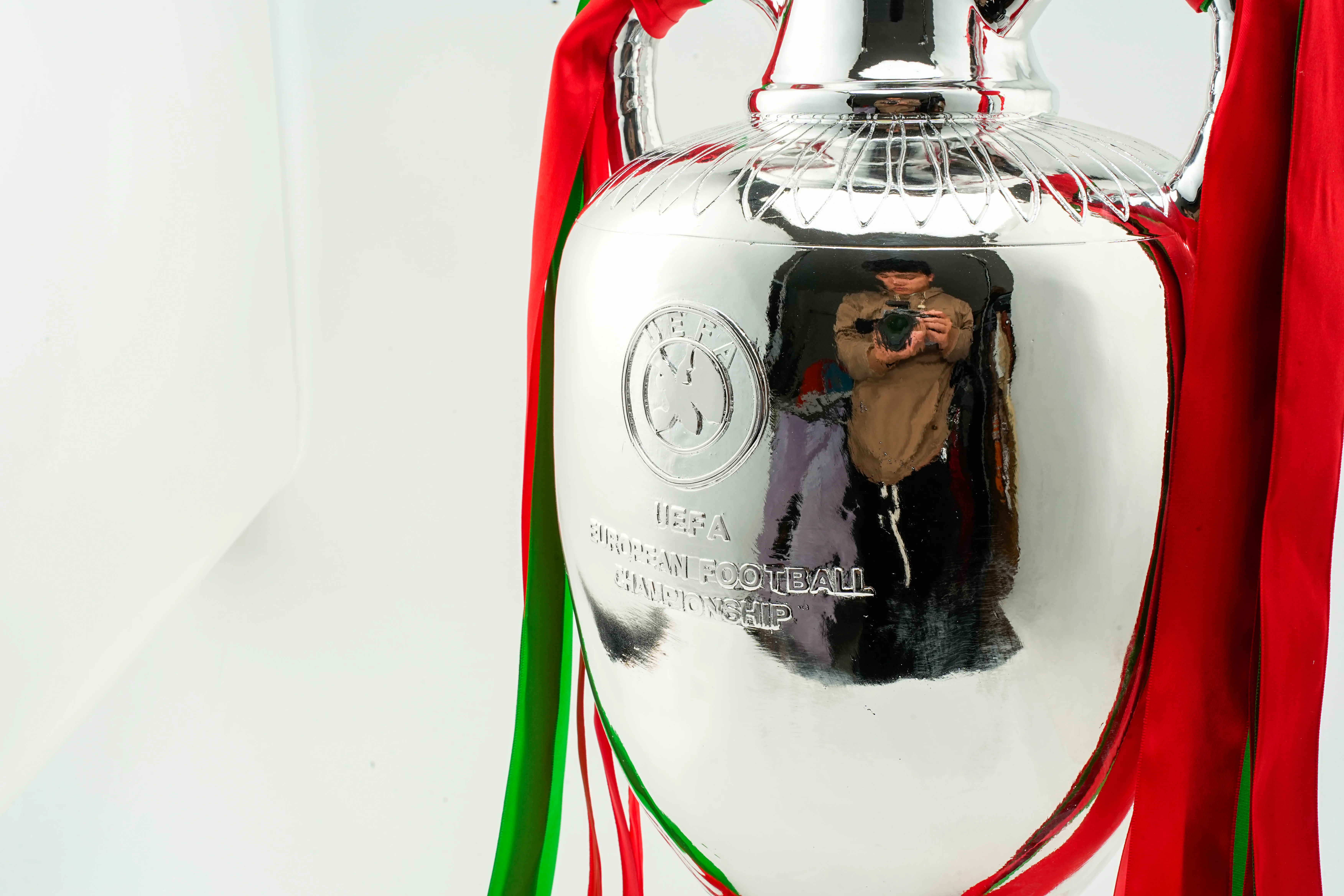 Decorativo 2024 Alemania Delaunay Euro Cup Trophy Resin Miniature ...