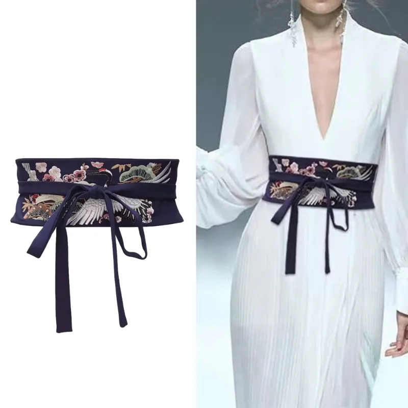 Exquisite Hanfu Waistband, Handcrafted Silk Tie Belt with Crane ...
