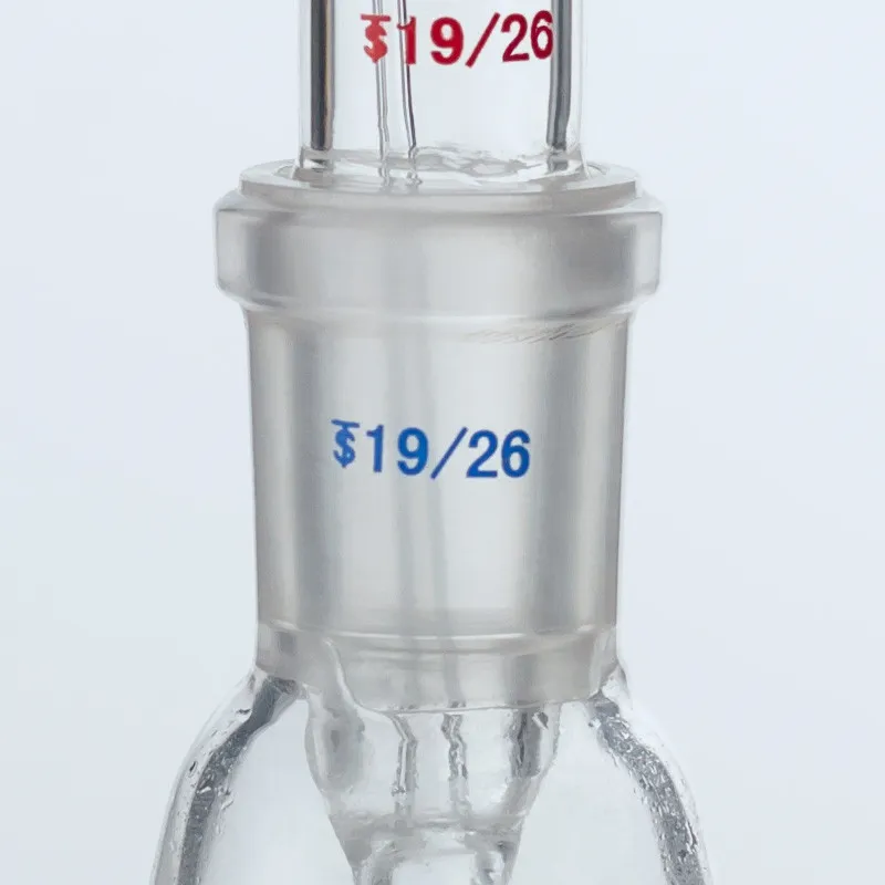 DHgate.com:Triangular Thin Film Spray Bottle, 25/50/100ml, Glass ...