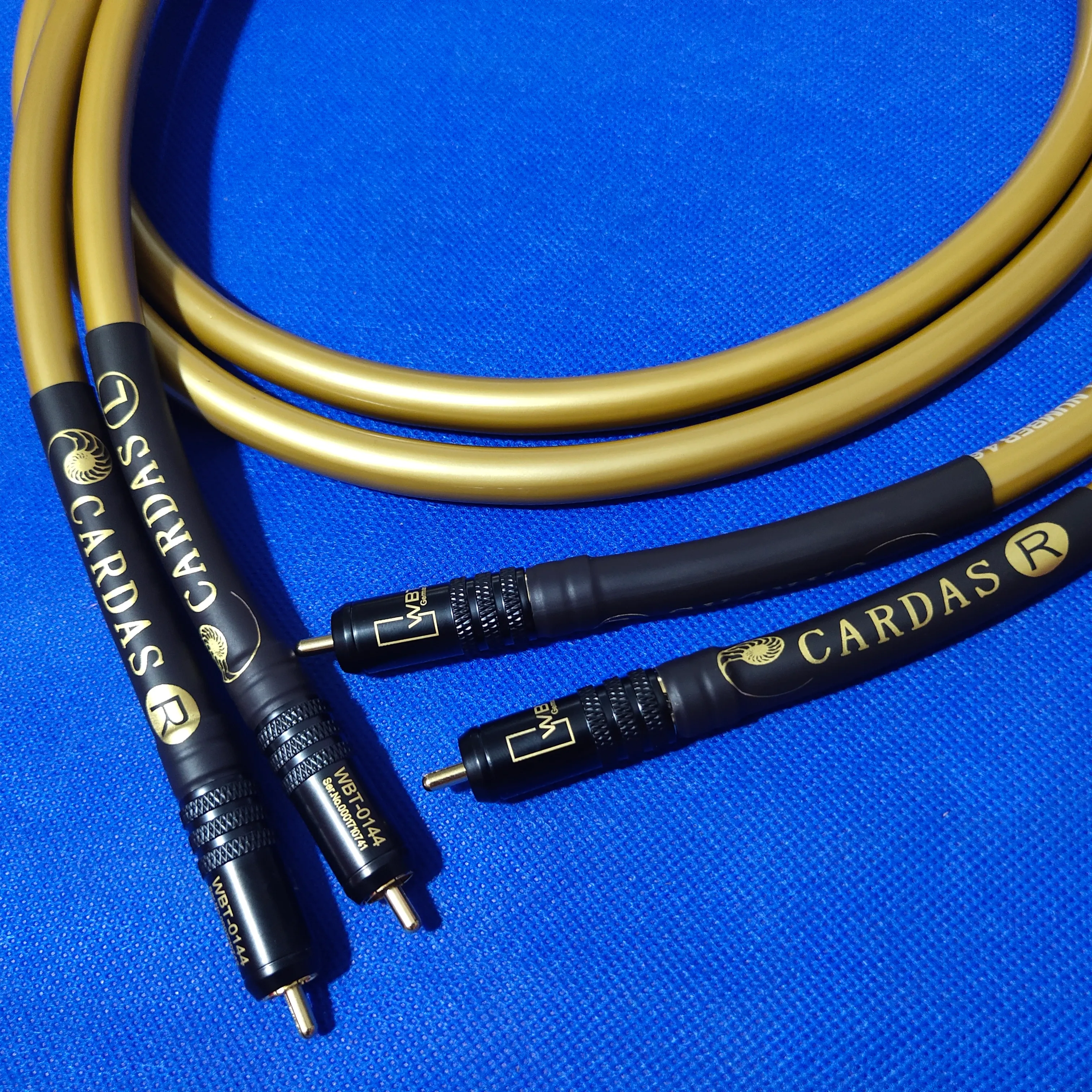 HEXLINK GOLDEN 5C ataudio cable with WBT RCA Plug for CD/DVD HEXLINK GOLDEN 5C ataudio cable with WBT RCA Plug for CD/DVD