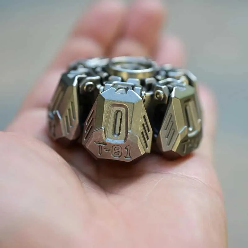 DHgate.com:Stainless Steel Fidget Spinner Toy, TMAX Interlinked ...