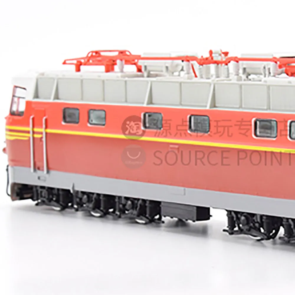 Soviet CHS4 Electric Locomotive 1/87 Scale Plastic Model Train Railway ...