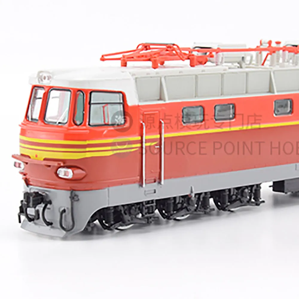 Soviet CHS4 Electric Locomotive 1/87 Scale Plastic Model Train Railway ...