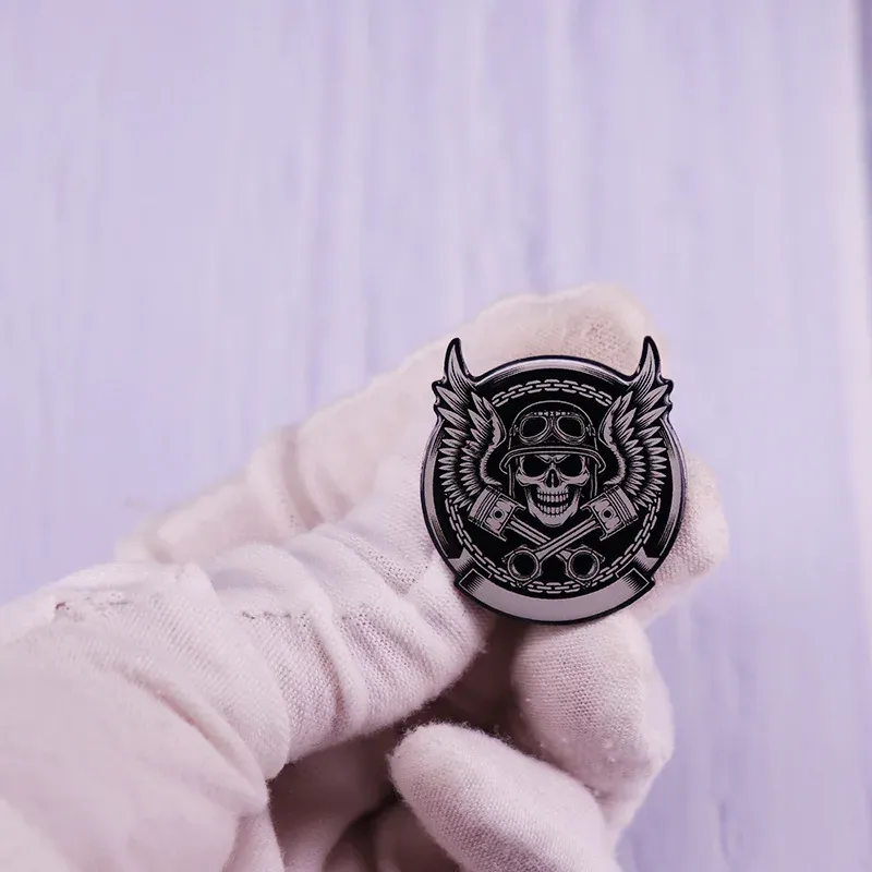 Horror Movie Themed Badge Retro Gothic Lapel Pin Clothes Hat Backpack ...
