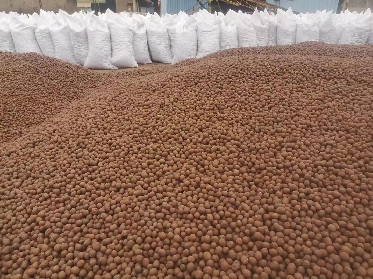 DHgate.com:Hydroponics Growing Medium - 50L LECA Clay Balls & Expanded ...