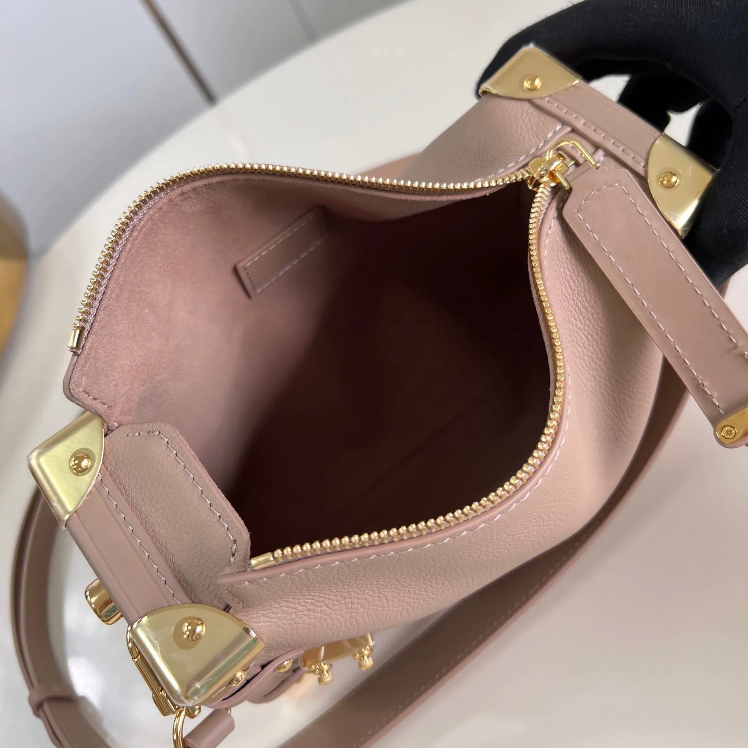 12A Genuine Leather Crossbody Bag Medium 21cm Side Trunk Purse With ...