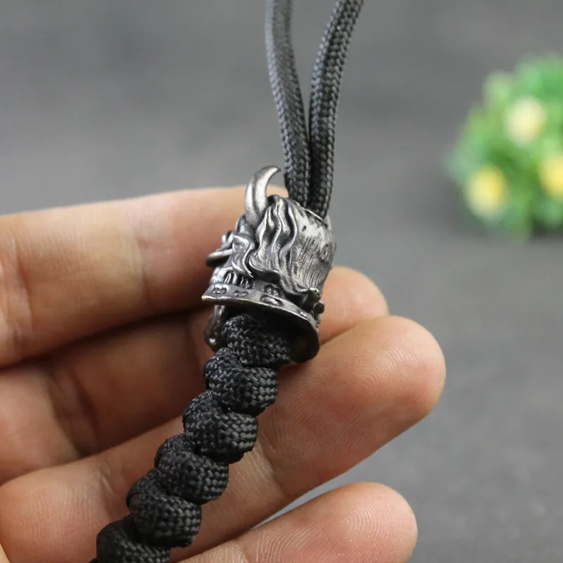 Japanese Eagle Nose Samurai Helmet Knife Bead Paracord Lanyard Pendant ...
