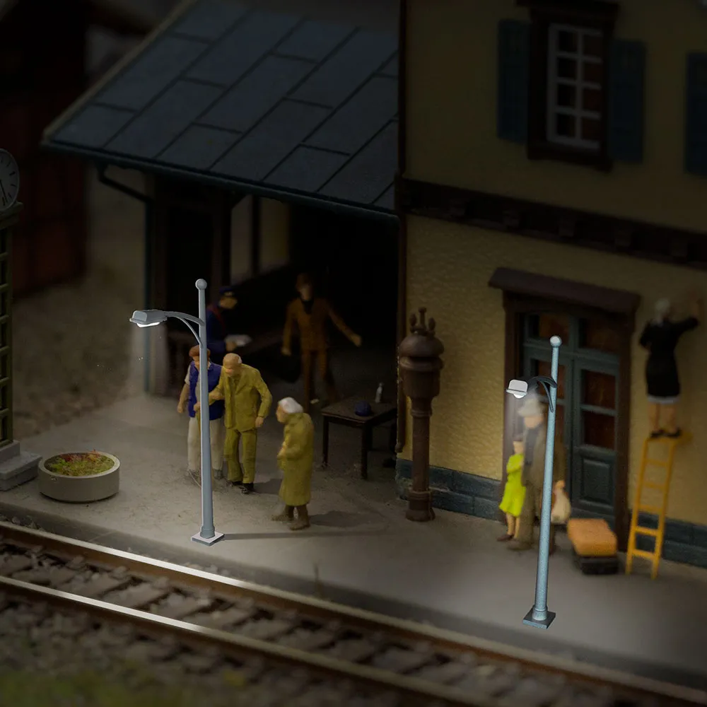 Mini Street Light Model: Miniature Lamps For Dollhouse, 3V ABS Railway ...