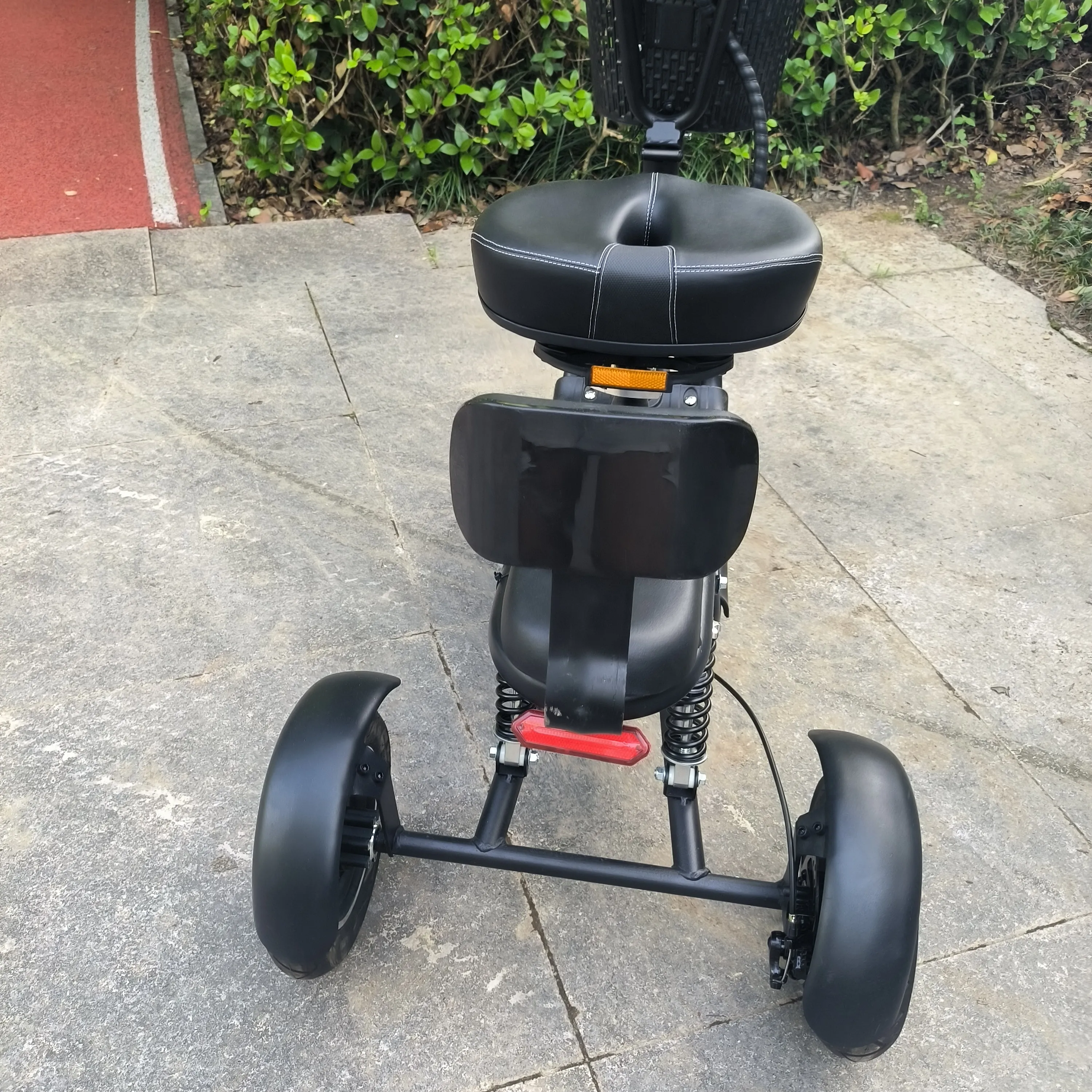 Portable 25KM/H Electric Tricycle For Elderly And Disabled With Folding ...