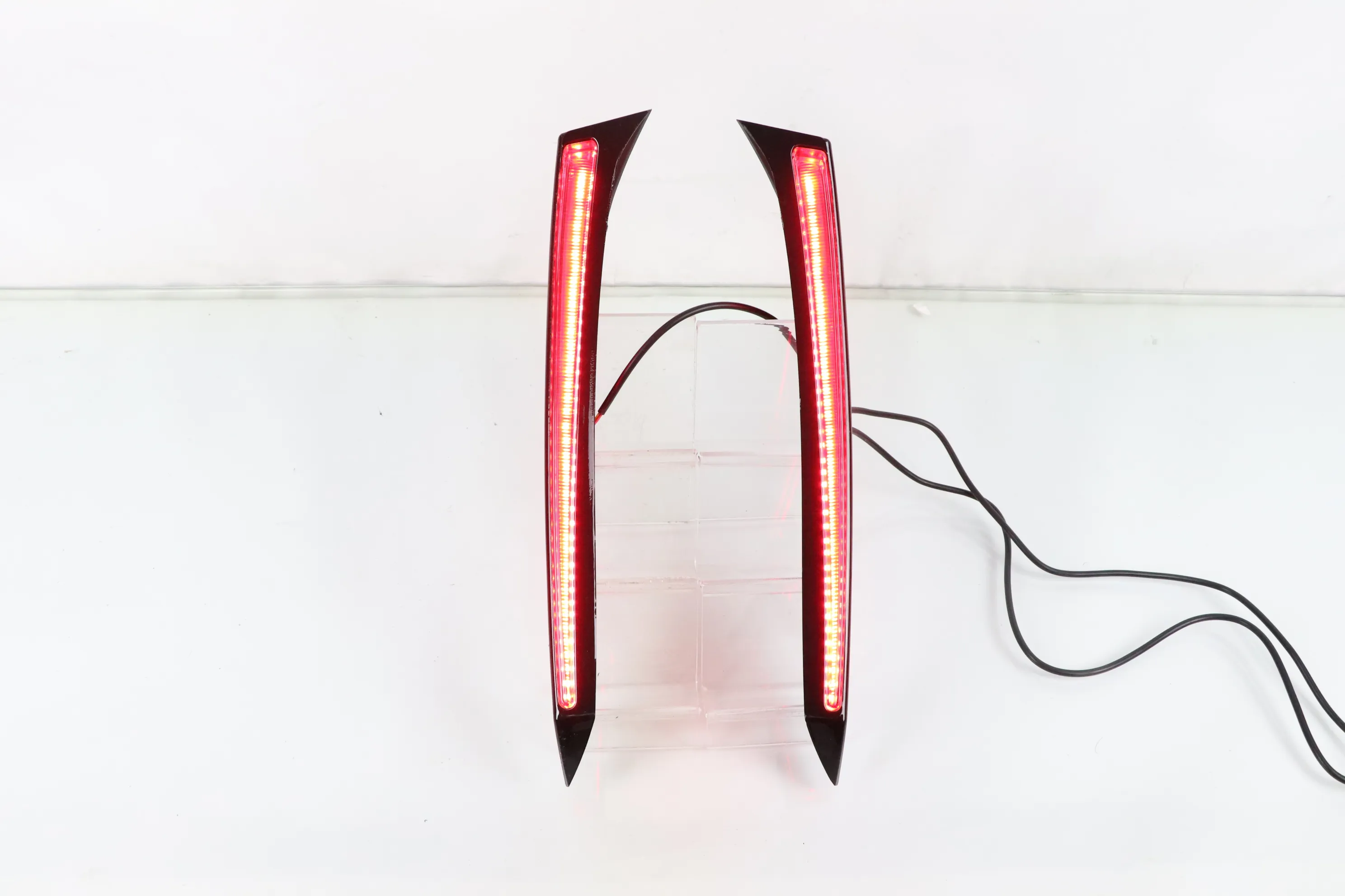 Toyota Sienna Rear Side LED Lights 3 In 1 Brake, Bumper & Dynamic Turn ...