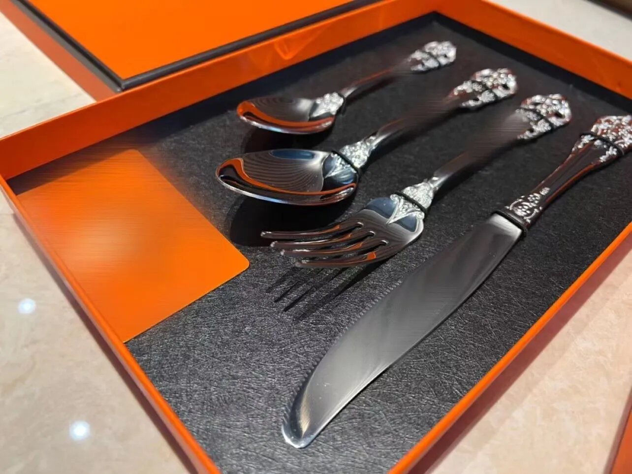 Luxury 304 Stainless Steel Cutlery Sets Classic Dinnerware For 4 With ...