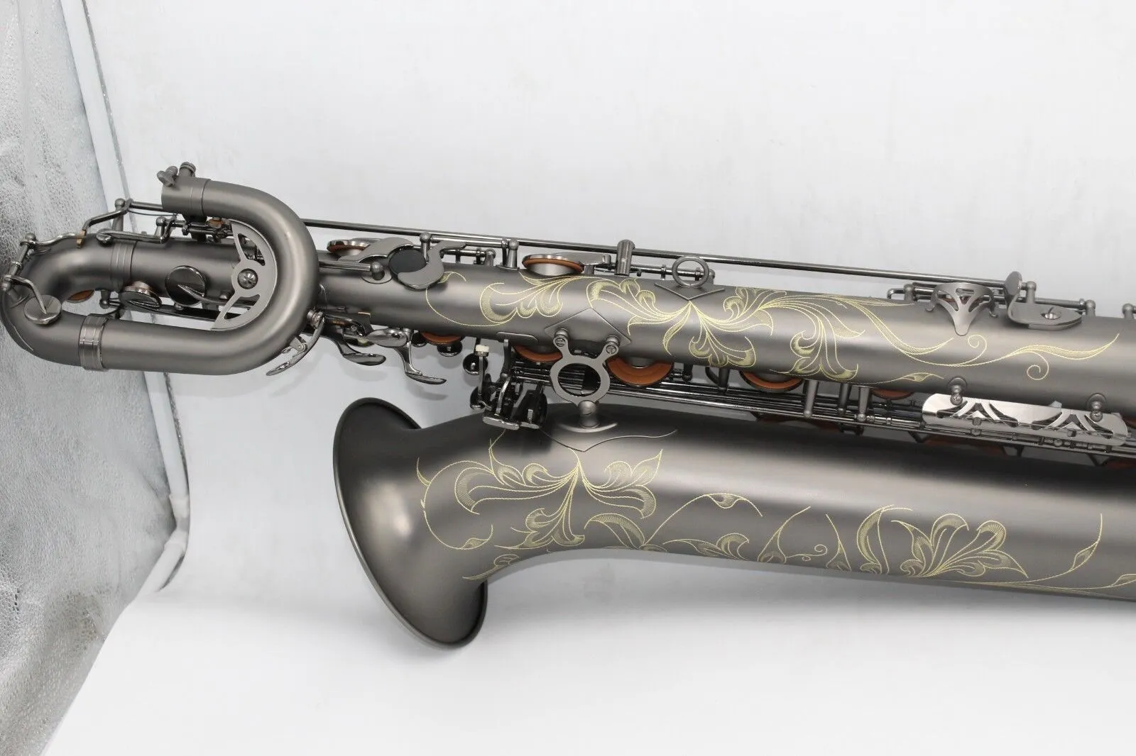 Baritone Saxophone Brass Body with Gold Lacquer Surface and Full Body ...