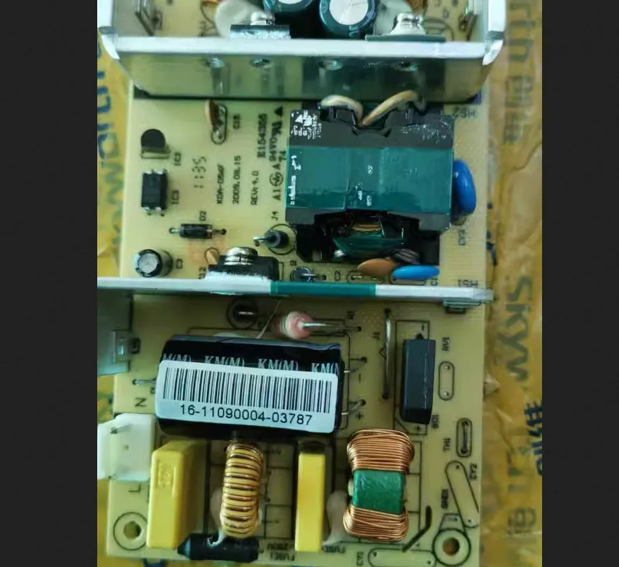 Reemplazo Del Tablero De Alimentación Para APC AP5717 PW 65A001 PW 0008 LM E243073 ACE 855A De ...