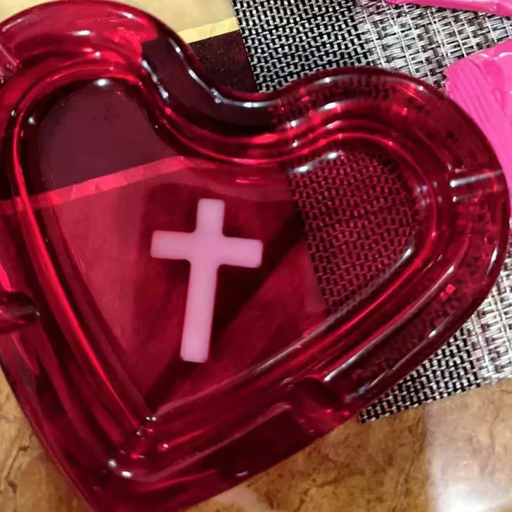 DHgate.com:Pink Resin Heart Shape Ashtray, Handmade Smoking Accessories ...