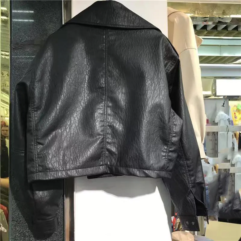 Designer Women's Faux Fur Coat With Long Sleeves And Budge Detailing ...