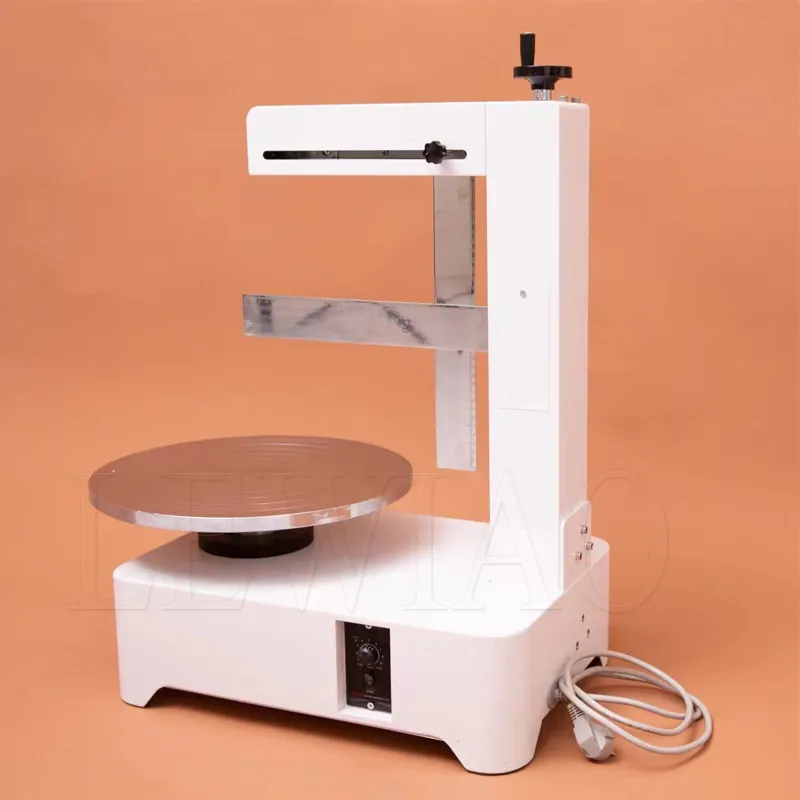 Automatic Birthday Cake Spreading Machine Round Cake Smoothing Machine ...